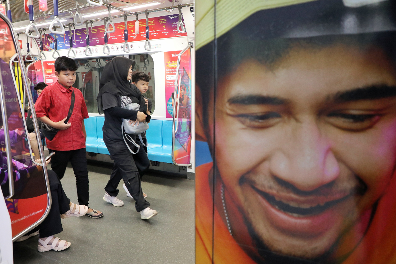 Tarif Spesial MRT, Transjakarta dan LRT Jakarta Sambut Tahun Baru 2025 | Beritajakarta.id