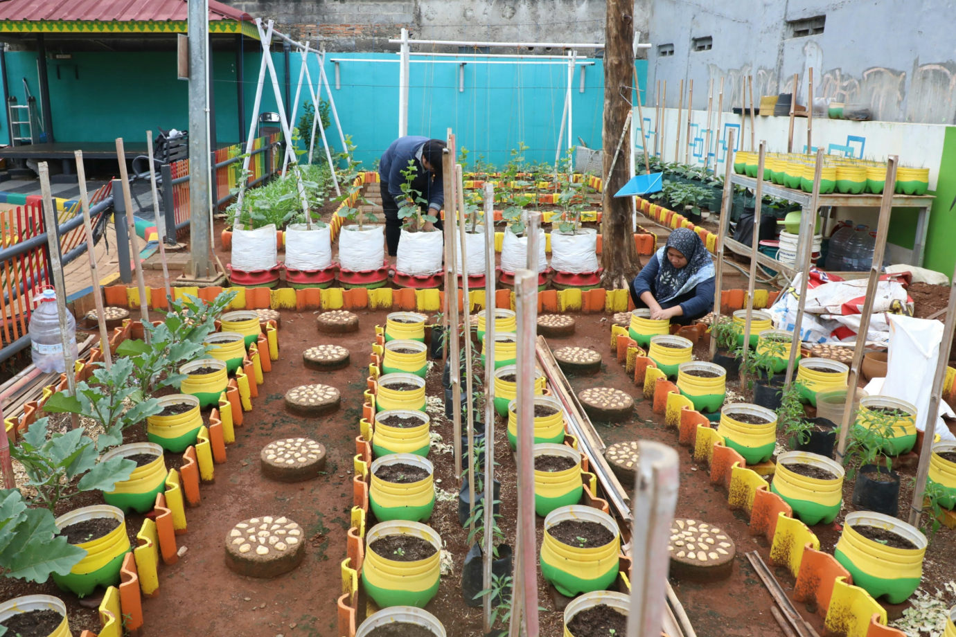 RPTRA Bunga Rampai Ditanami Berbagai Tanaman Produktif | Beritajakarta.id