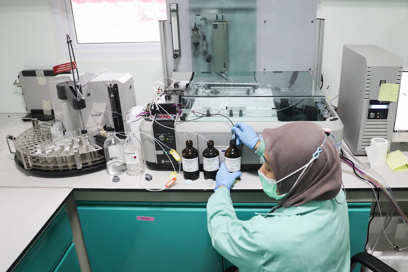 Mengintip Laboratorium Lingkungan Berstandar Internasional Milik Dinas ...