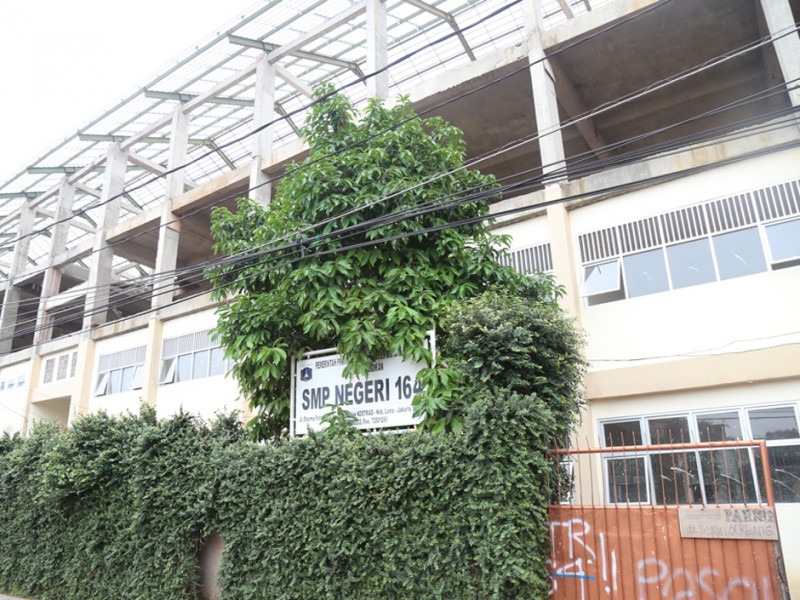 Pembangunan Gedung Sekolah 164 Belum Rampung | Beritajakarta.id