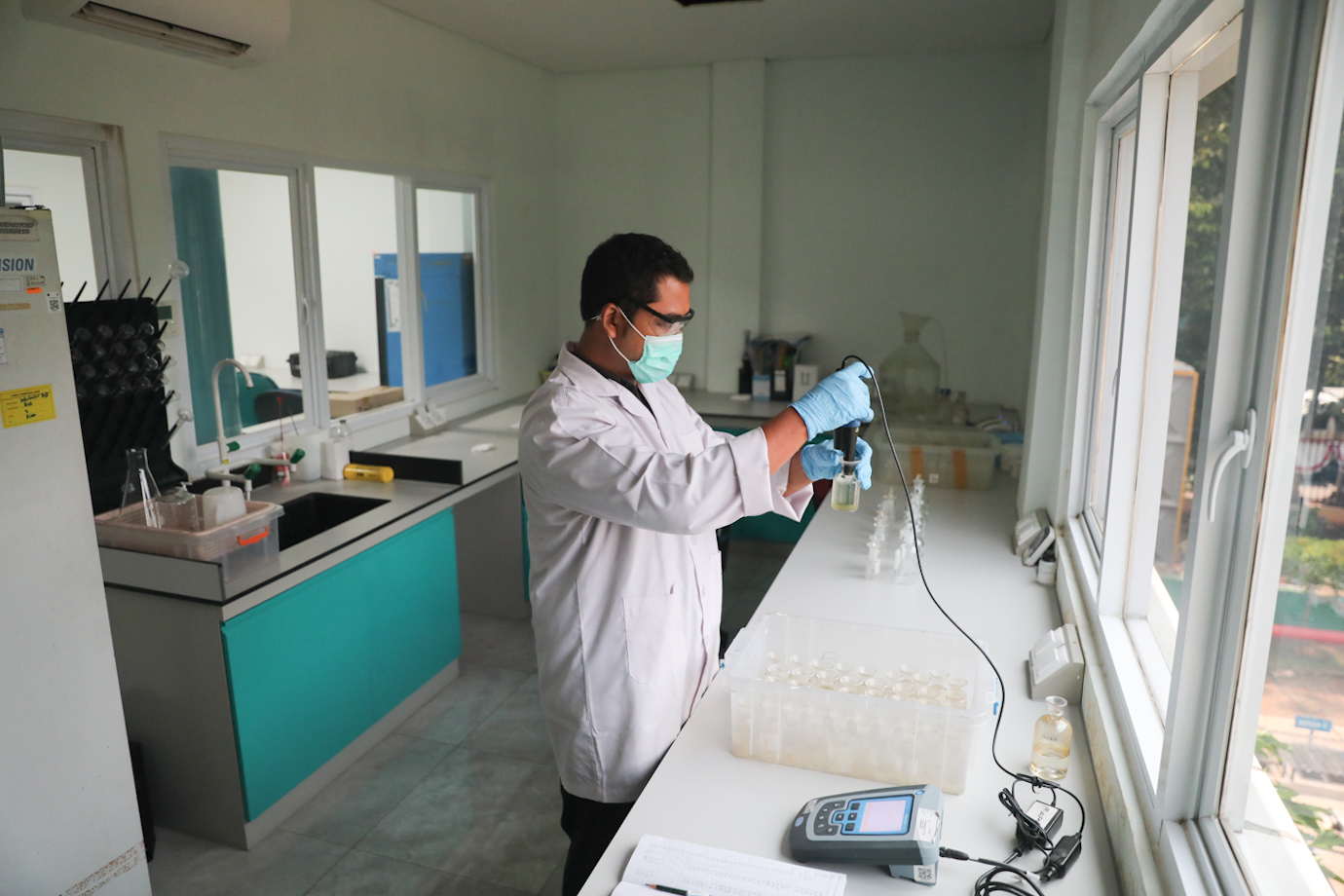 Mengintip Laboratorium Lingkungan Berstandar Internasional Milik Dinas ...