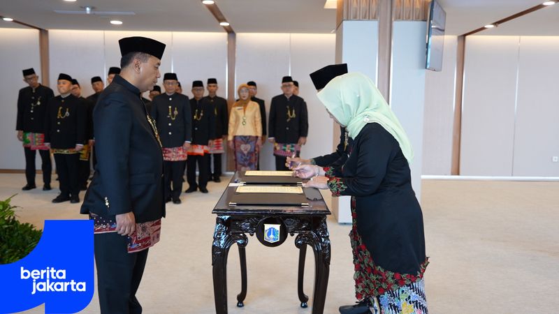 Sekda Lantik 21 Pejabat Baru di Lingkungan Pemprov DKI | Beritajakarta.id